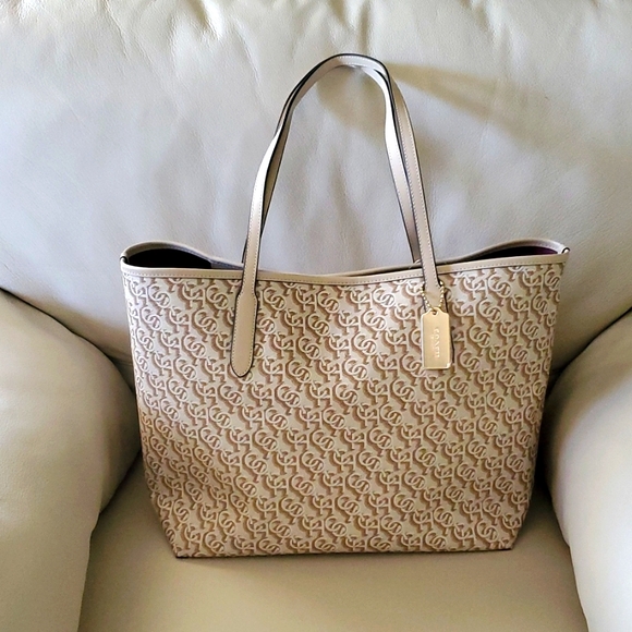 COACH MONOGRAM CITY | Bags | Coach Monogram City Tote | Poshmark